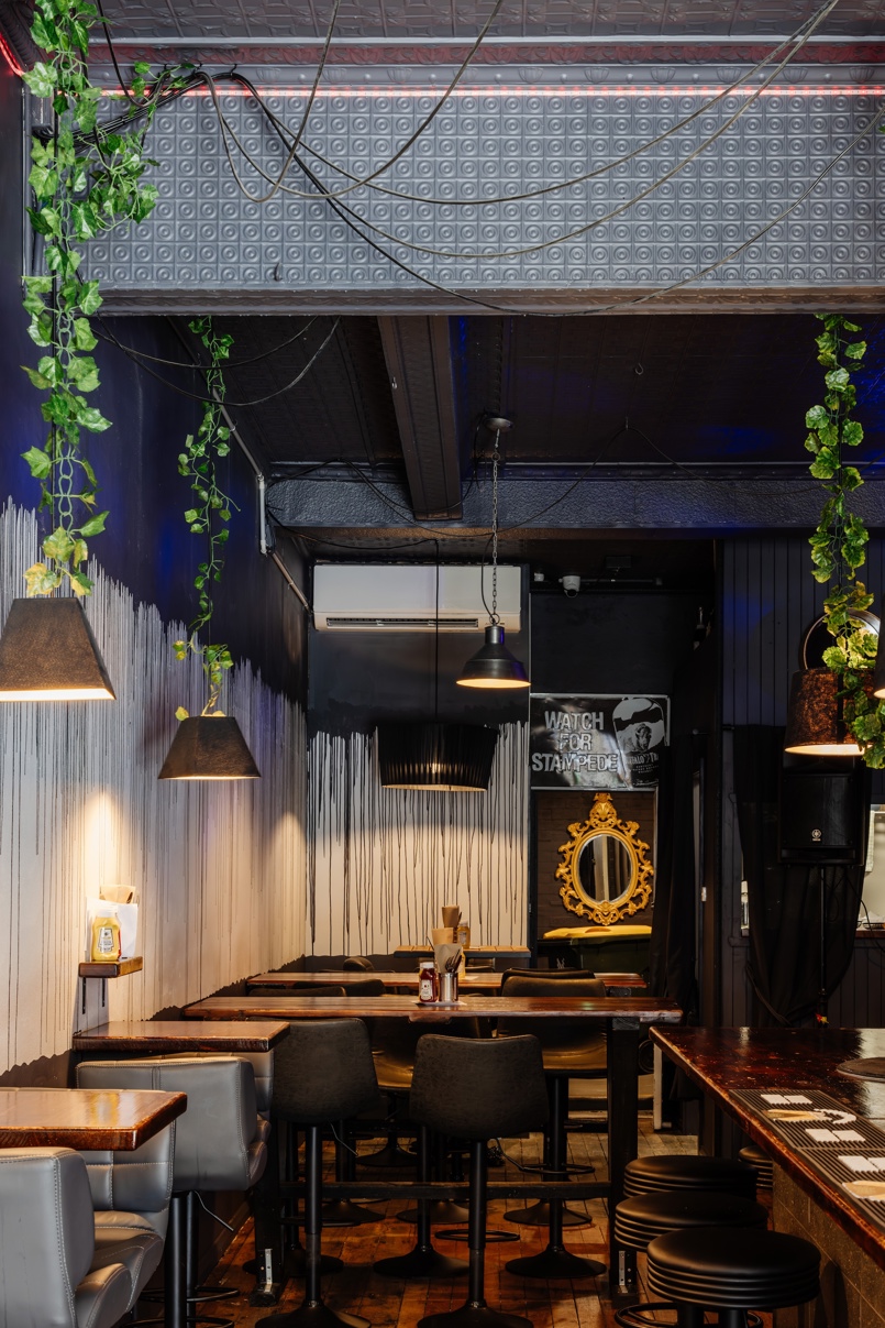 Mad Poet – Newcastle | HUNTERhunter